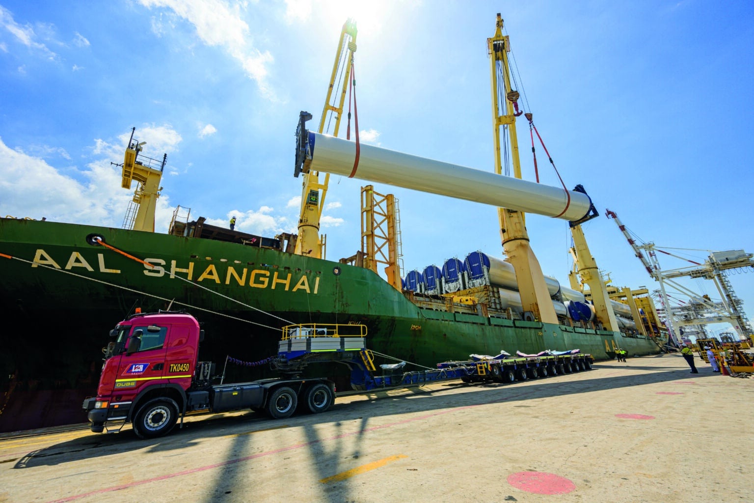 LCR Group’s ship to site capabilities - Cranes & Lifting