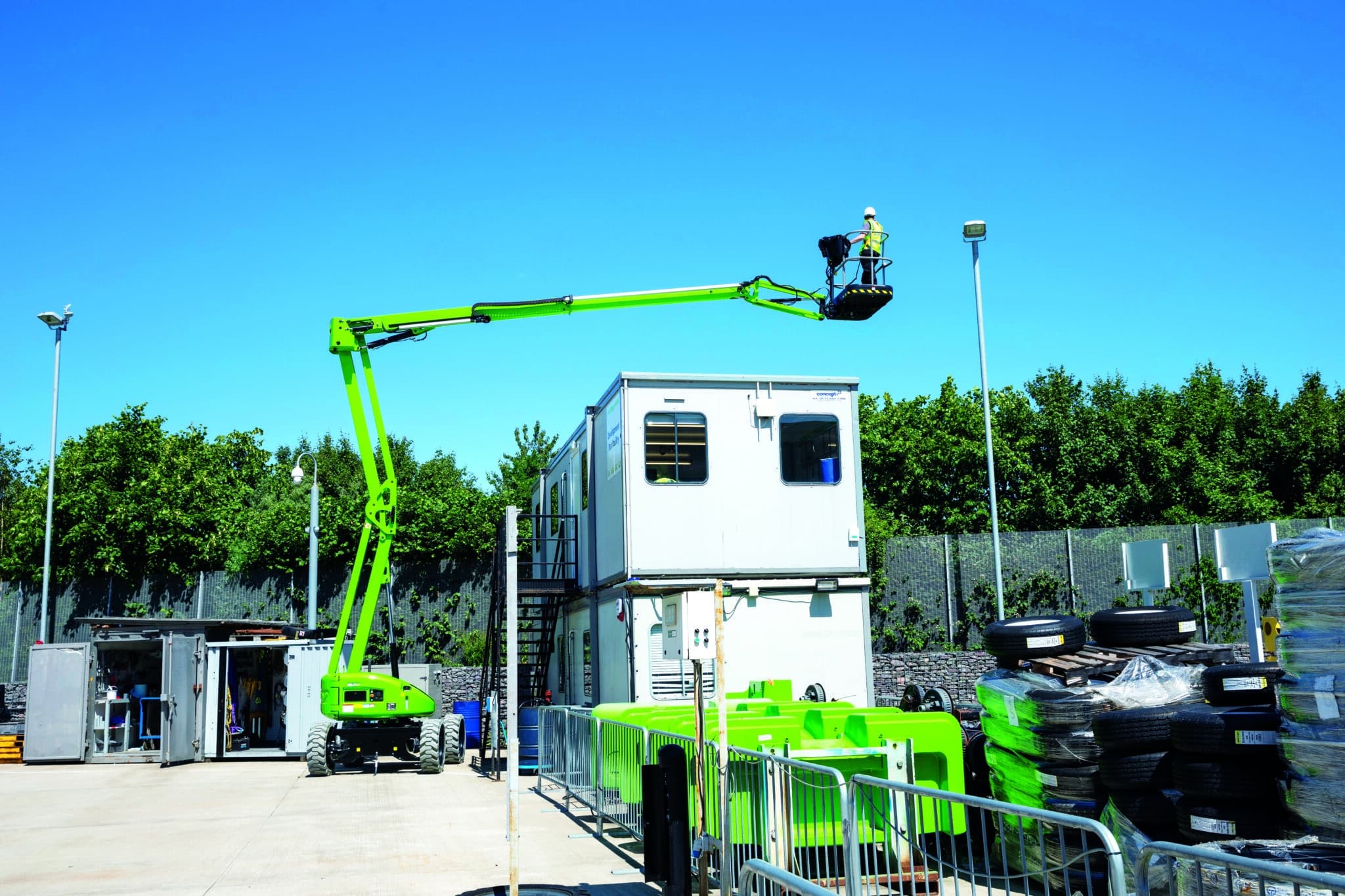 Going green not just a choice of colour for Niftylift - Cranes & Lifting