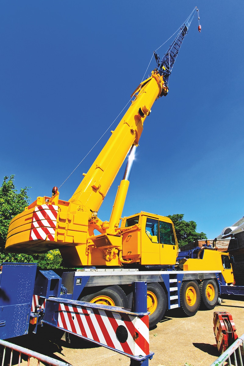 Sanderson insurance celebrates 50 years - Cranes & Lifting