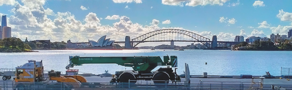 Rapid growth sees Saunders International bring a range of new cranes ...
