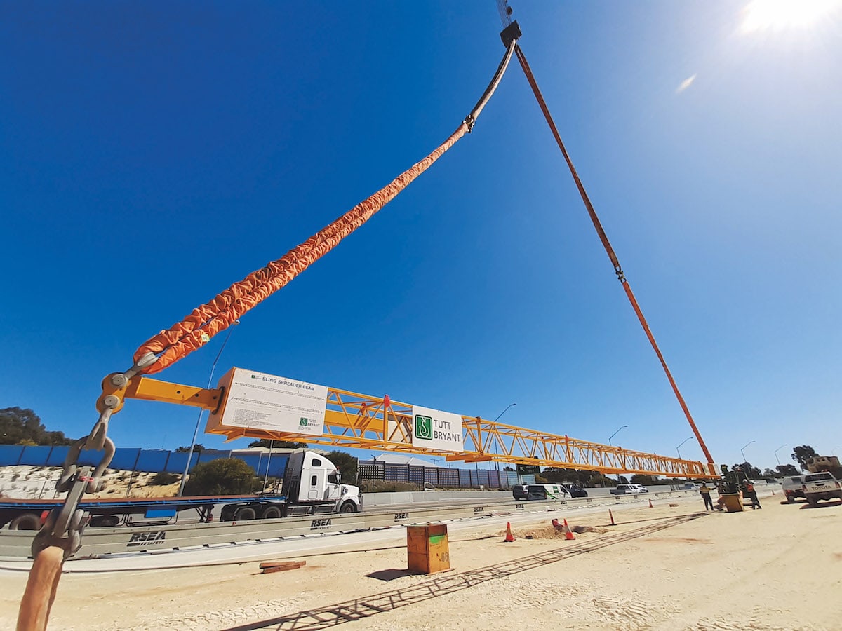 Tutt Bryant Heavy Lift & Shift’s smart bridge span installation ...