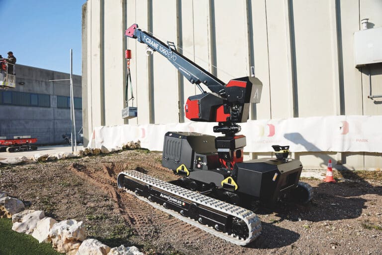 First mini crawler from Almacrawler - Cranes & Lifting