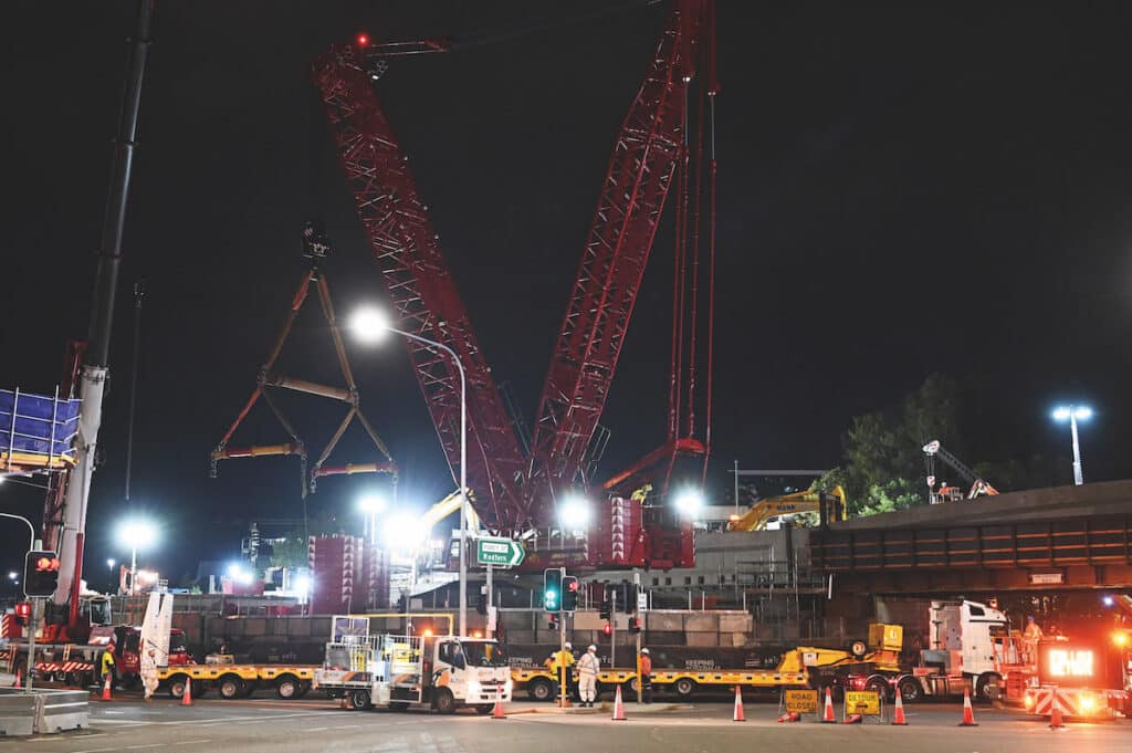 Borger Crane Hire complete heavy lifts on Botany Rail Duplication ...