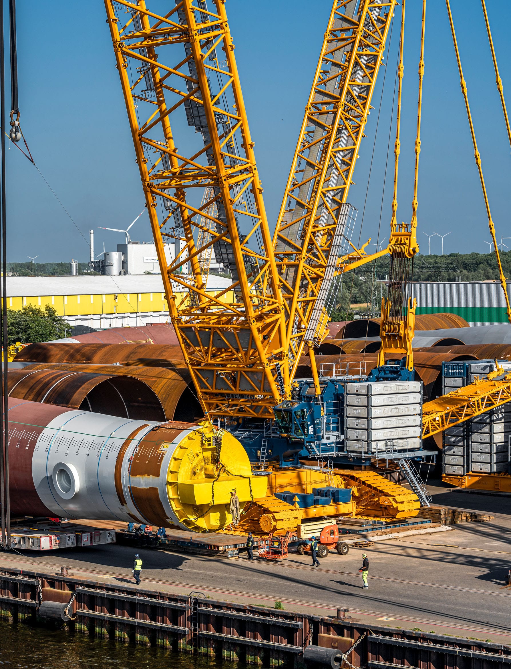 Liebherr cleans up at Heavy Lift Awards 2023 - Cranes & Lifting