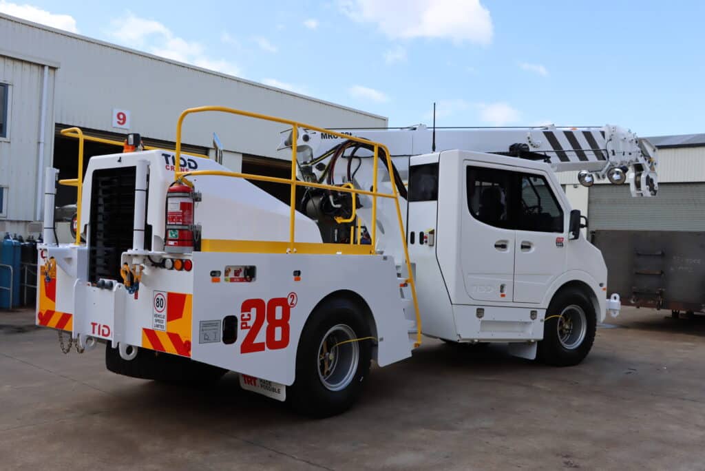 Vamp Cranes' TIDD PC28-2 keeps on working - Cranes & Lifting