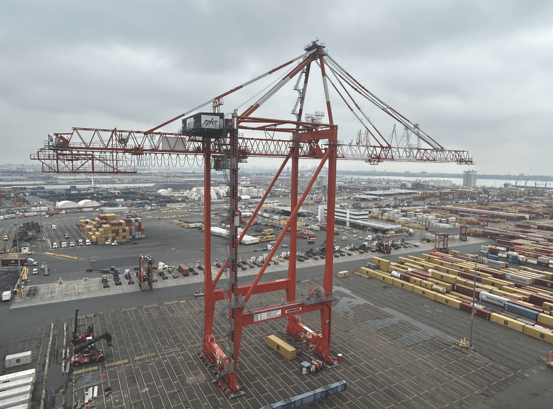 Liebherr STS cranes arrive in the US - Cranes & Lifting
