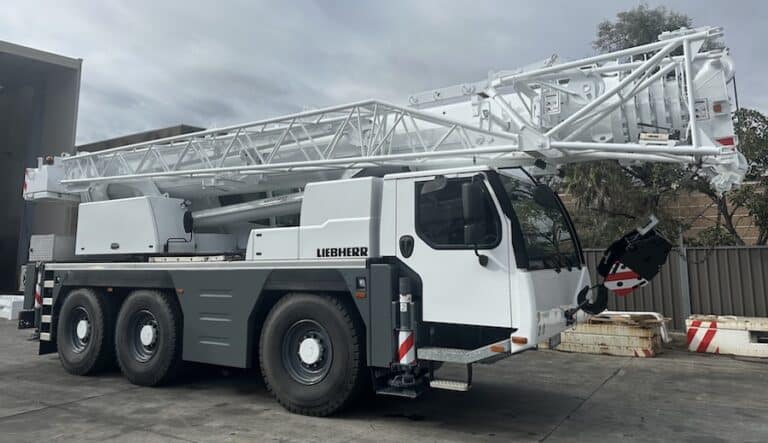Crane Connection goes the extra mile - Cranes & Lifting