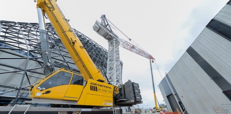A towering presence in Australia’s construction landscape - Cranes ...