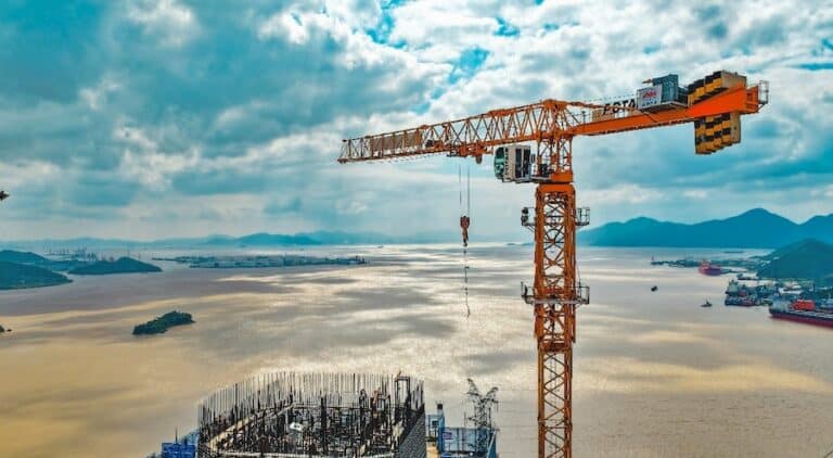 Potain cranes support construction of one of the world’s longest-span ...